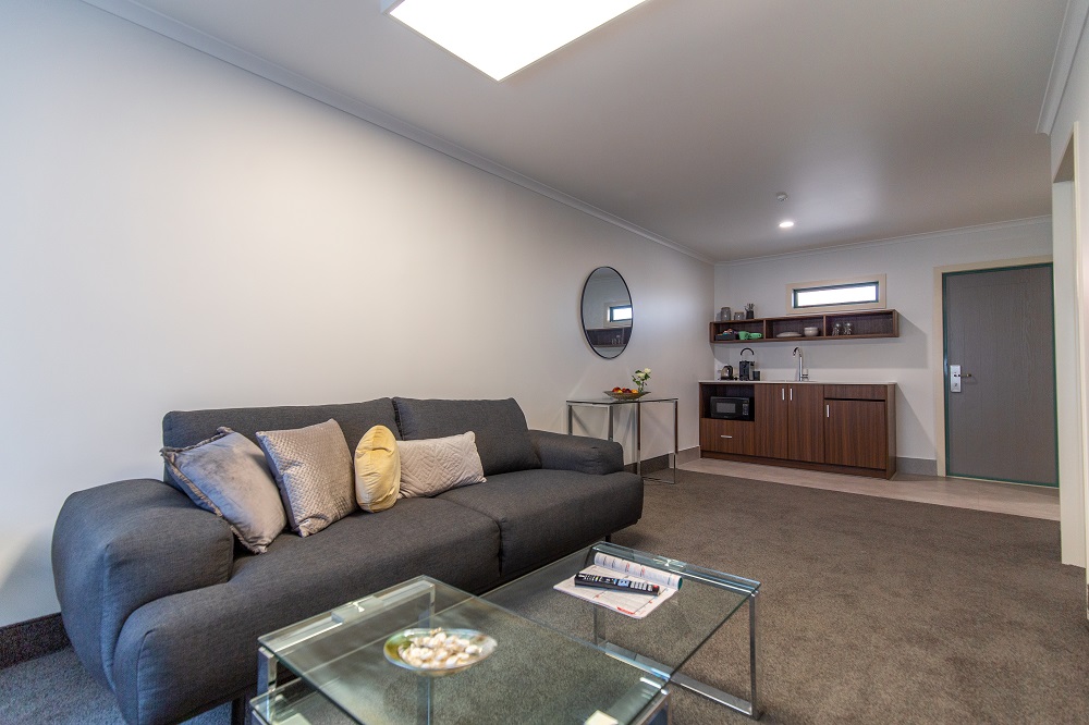 Executive Suite | Jet Park Hamilton Airport Hotel Accommodation