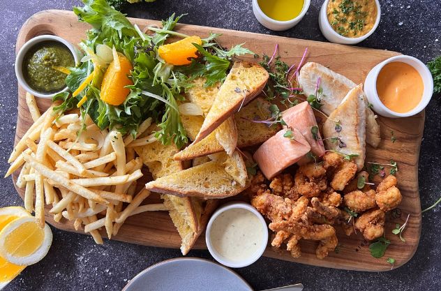 Dine | JetPark Hotel Hamilton Airport